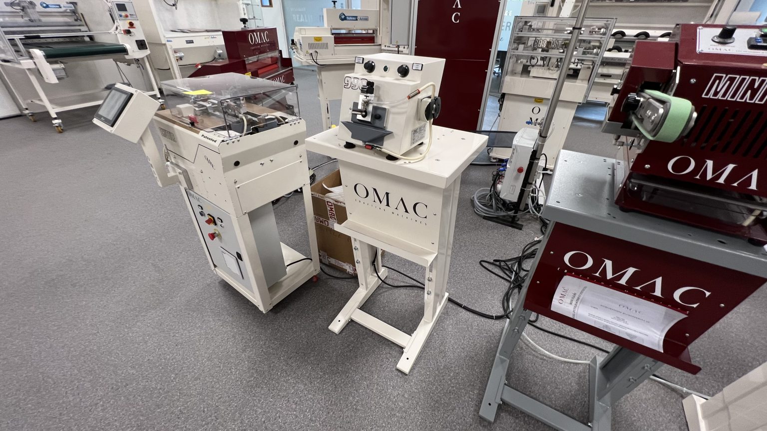 Machine à teinter les tranches - Modèle OMAC 998 DS TG PRO - Suteau Anver